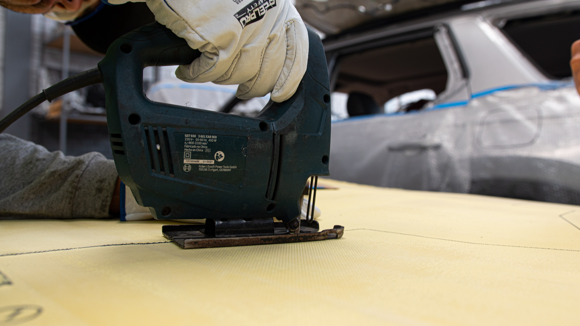 ¿Qué materiales se utilizan para blindar un auto? - Armor Tech ...